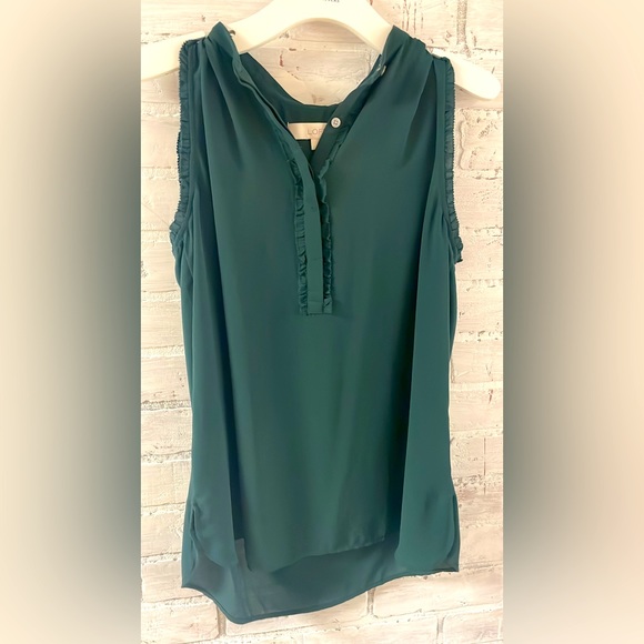 LOFT | Tops | Loft Size Small Emerald Green Top Euc | Poshmark
